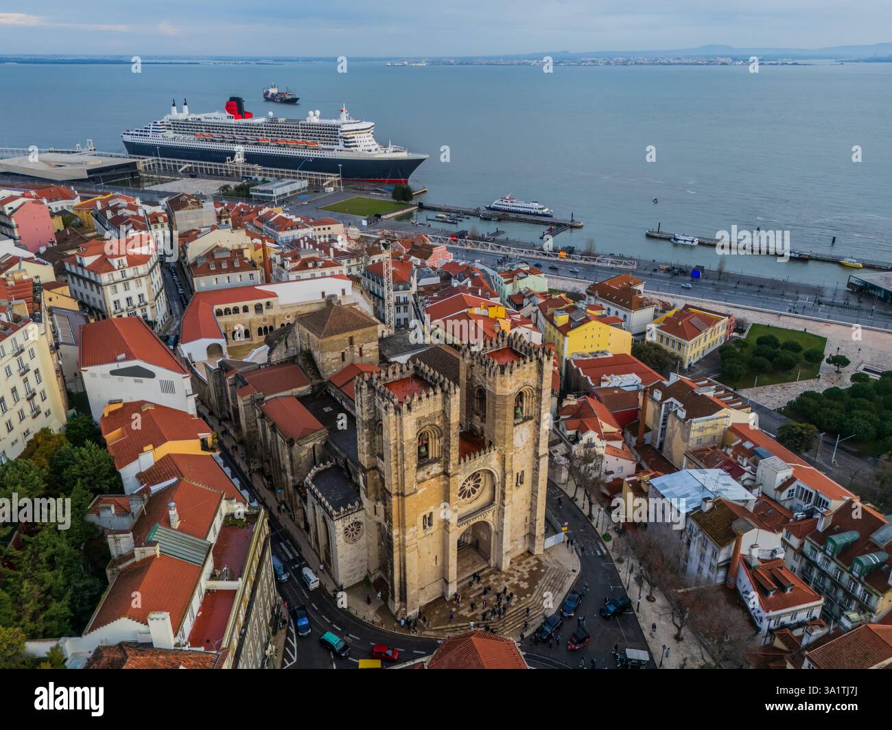 Panoramic view historic district lisbon hi-res stock photography and ...