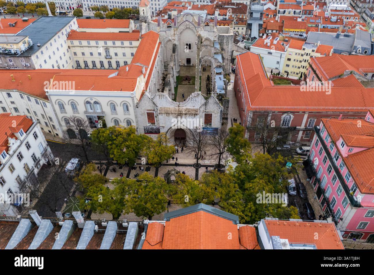 Lisbon largo do carmo hi-res stock photography and images - Alamy