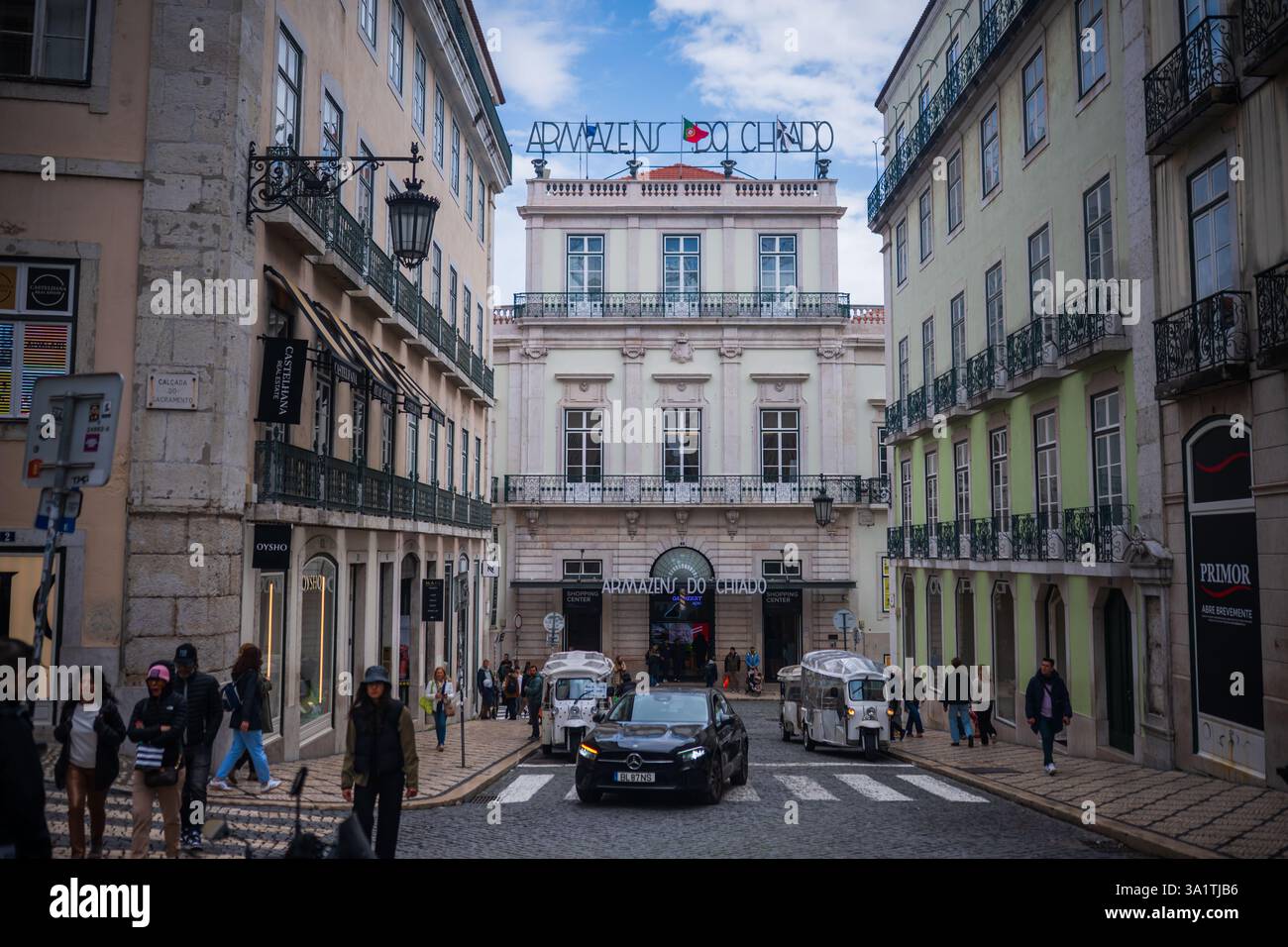Armazens do Chiado shopping mall facade in Lisbon Stock Photo - Alamy
