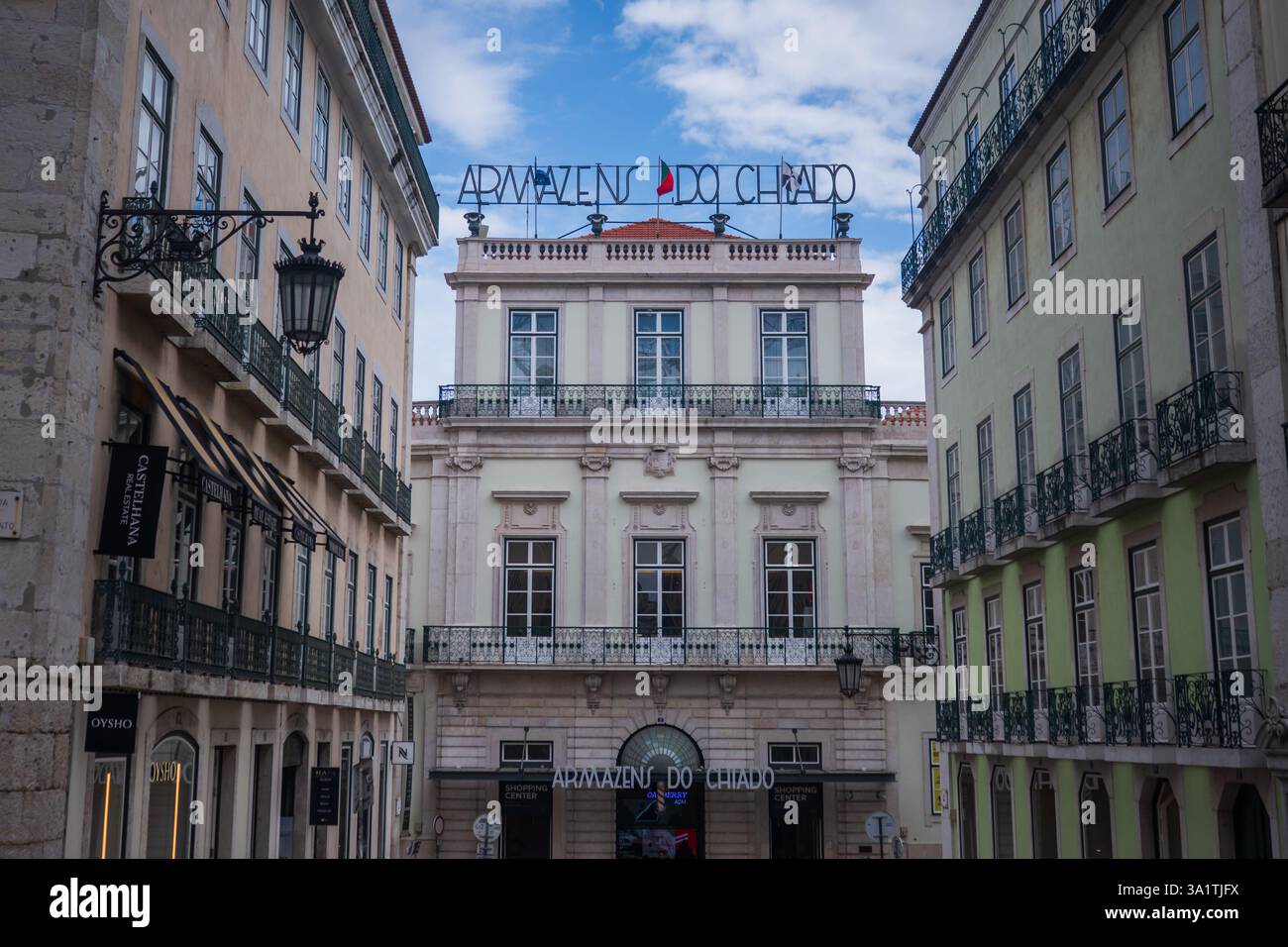Armazens do Chiado shopping mall facade in Lisbon Stock Photo - Alamy