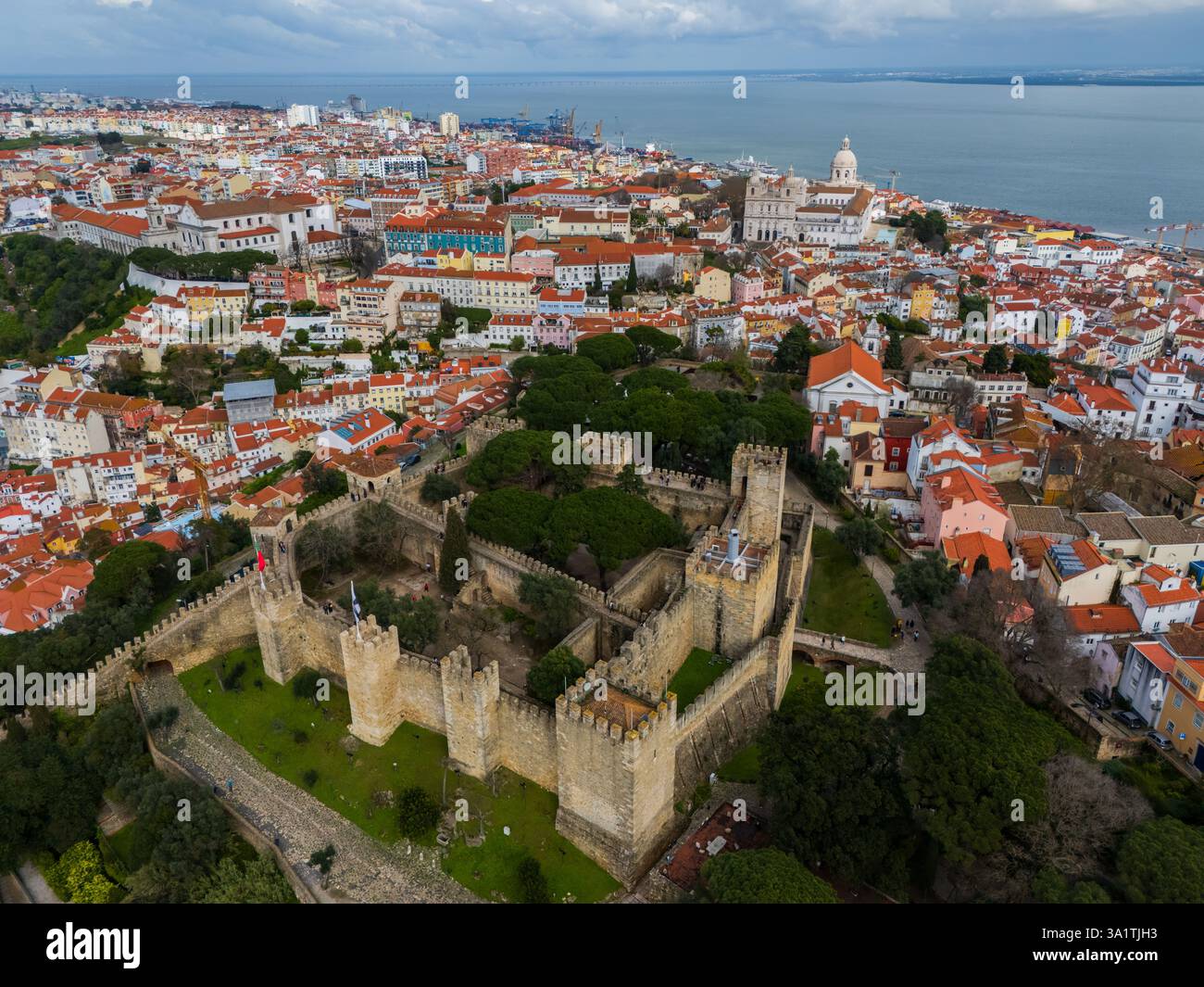 Aerial view of Sao Jorge Castle (Saint George's Castle), city skyline ...