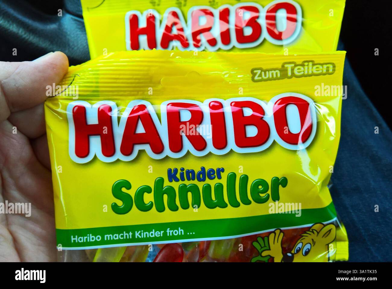 Haribo Kinder Schnuller von der Haribo-Holding GmbH und Co KG, deutscher Süsswarenkonzern in ...