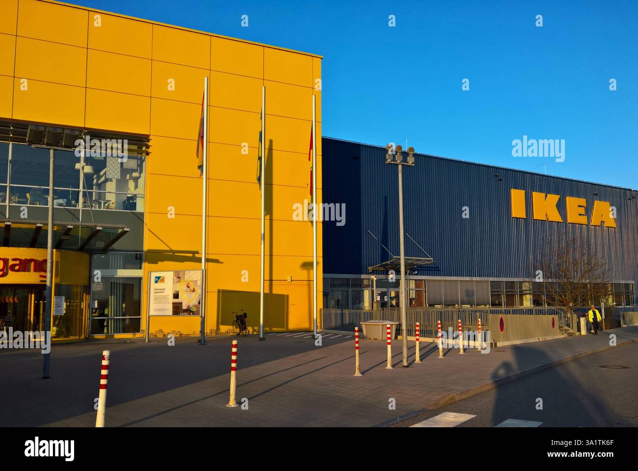 Ikea Einrichtungshaus. Die IKEA Deutschland GmbH und Co KG ist ein deutsches Unternehmen der ...