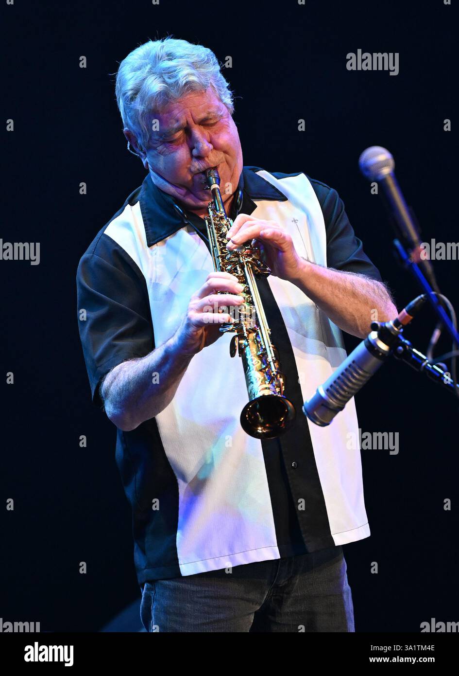 Fort Lauderdale, FL, USA. 08th Mar, 2025. Jay Beckenstein of Spyro Gyra ...
