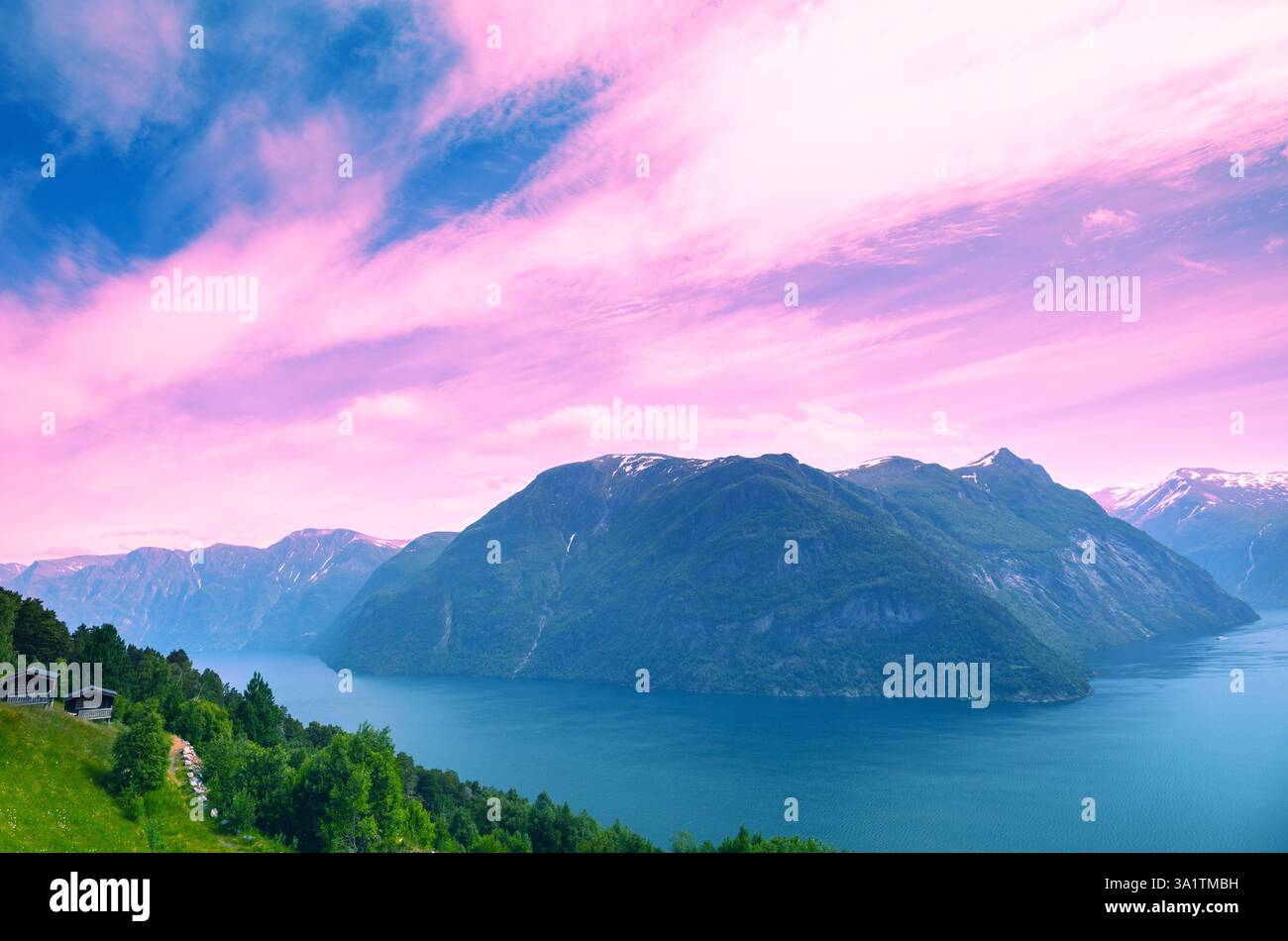 Ljoen viewpoint hi-res stock photography and images - Alamy