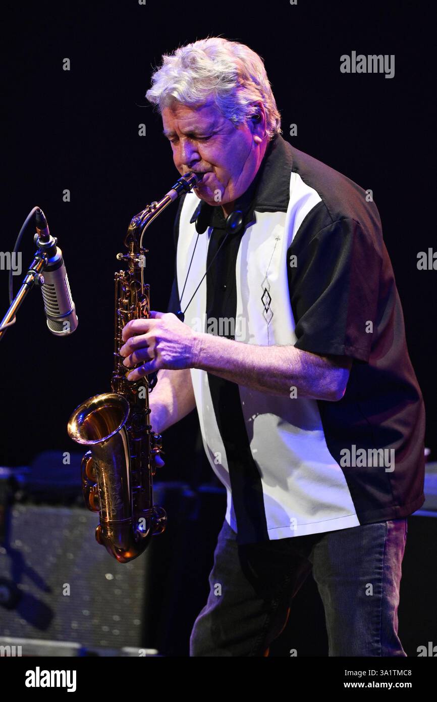 Fort Lauderdale, FL, USA. 08th Mar, 2025. Jay Beckenstein of Spyro Gyra ...