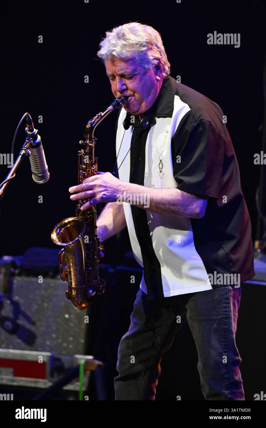 Fort Lauderdale, FL, USA. 08th Mar, 2025. Jay Beckenstein of Spyro Gyra ...