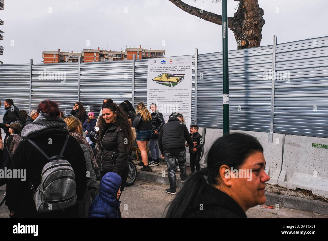 News - Sails Yellov of Scampia demolished One of the so-called Sails ...