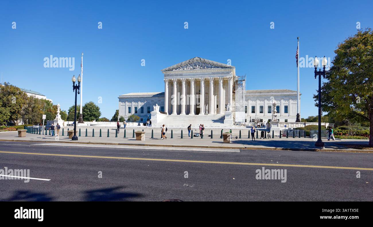 Supreme Court building, built in 1935 to design of Cass Gilbert, is a ...
