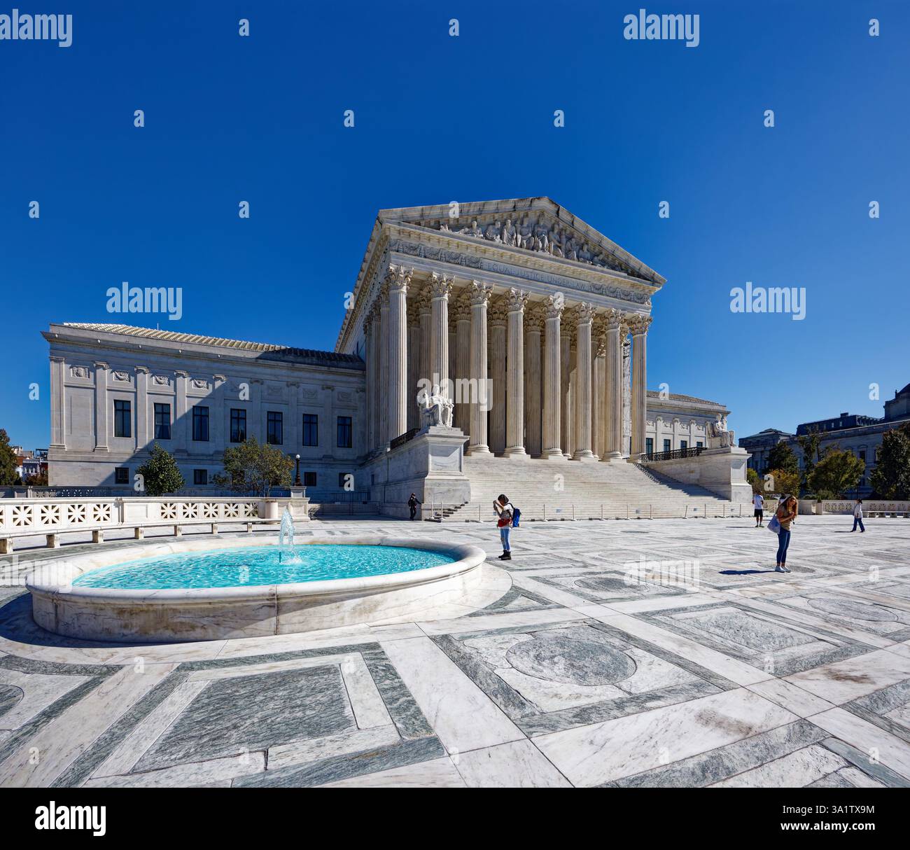 Supreme Court building, built in 1935 to design of Cass Gilbert, is a ...