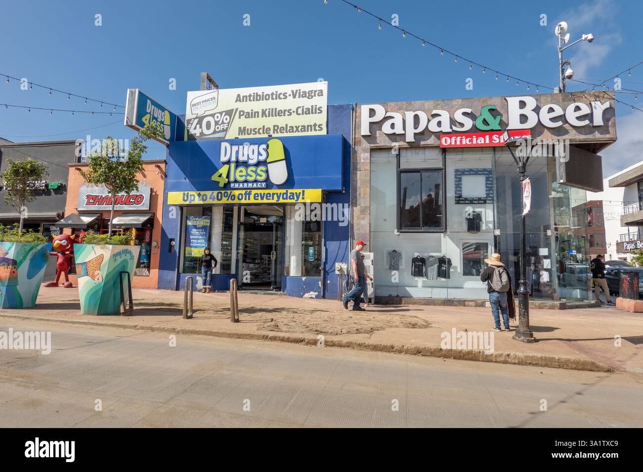 Store Front Pharmacy Drugs 4 Less Selling Prescription Drugs At ...