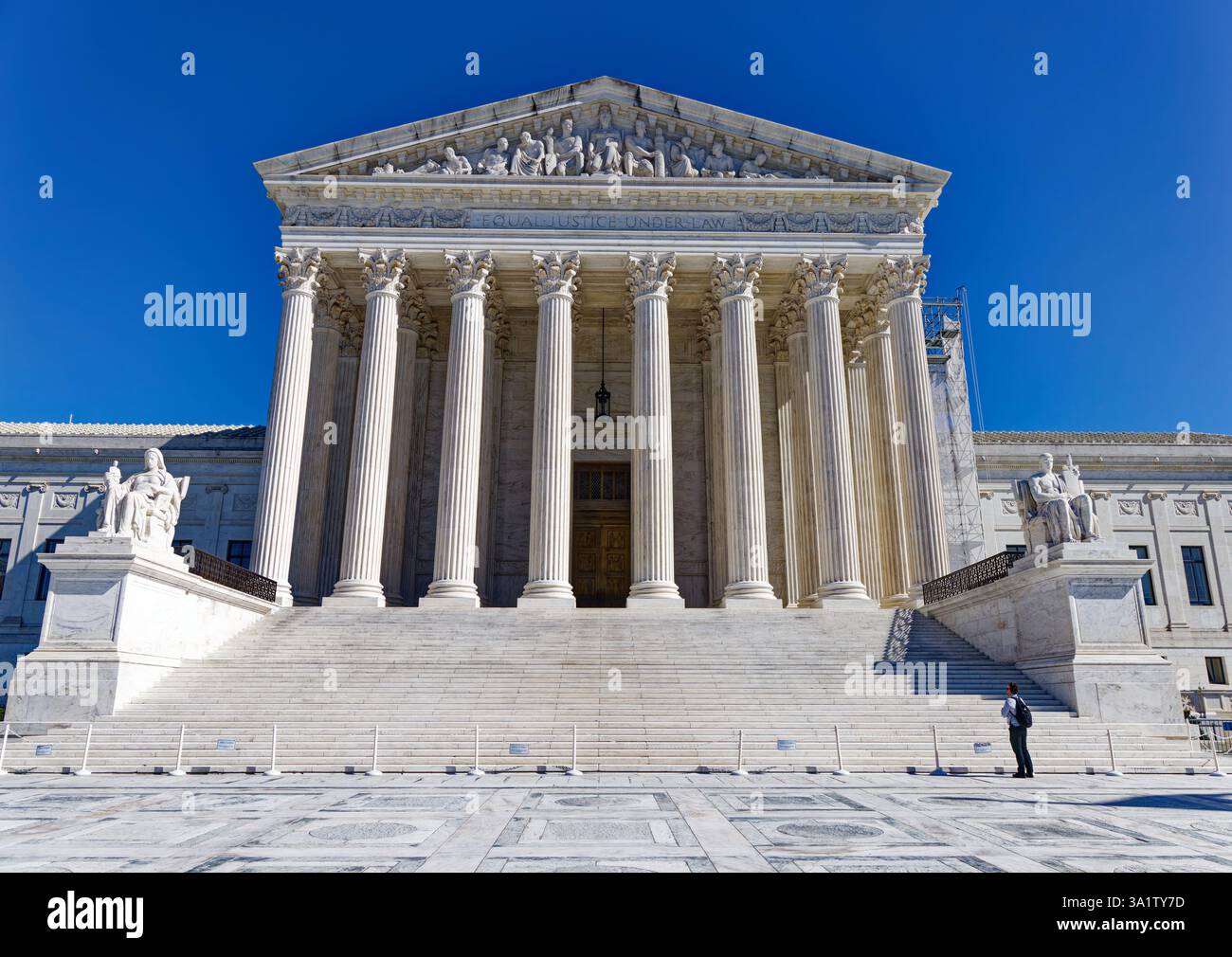 Supreme Court building, built in 1935 to design of Cass Gilbert, is a ...