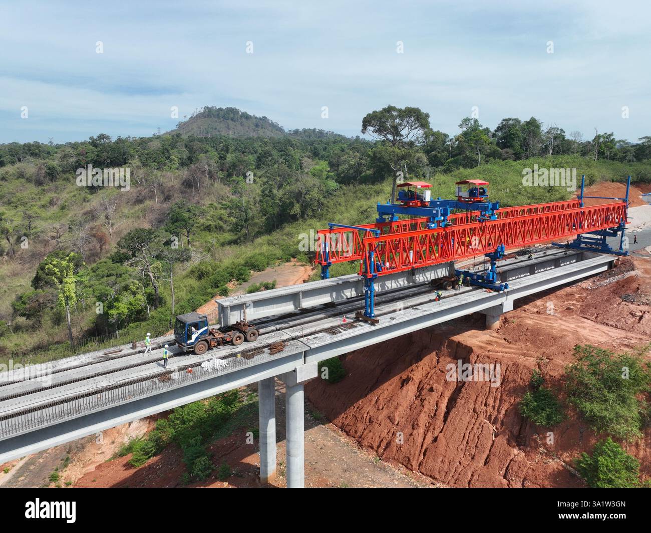 (250310) -- PHNOM PENH, March 10, 2025 (Xinhua) -- An aerial drone ...