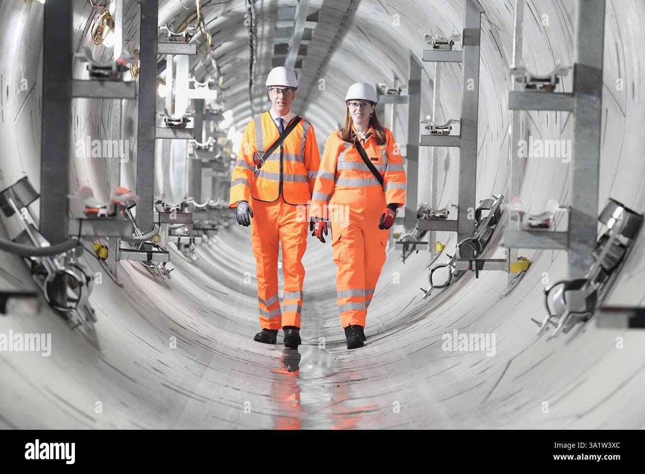 Energy Security and Net Zero Secretary Ed Miliband and Deputy Prime ...