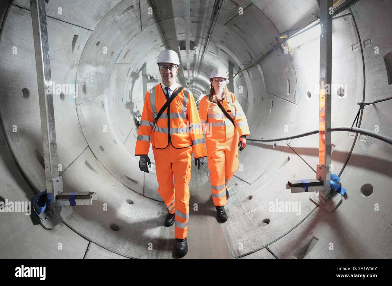 Energy Security and Net Zero Secretary Ed Miliband and Deputy Prime ...