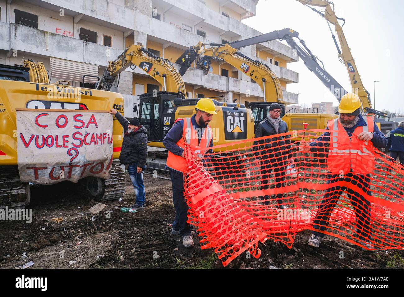 Napoli, Italy. 10th Mar, 2025. One of the so-called "Sails yellow of ...