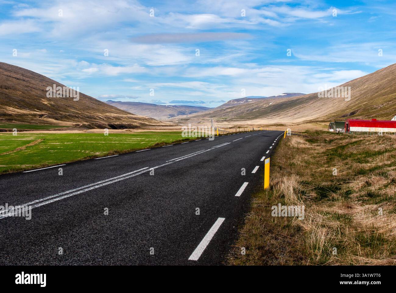 Asphalt ring road on Iceland Stock Photo - Alamy