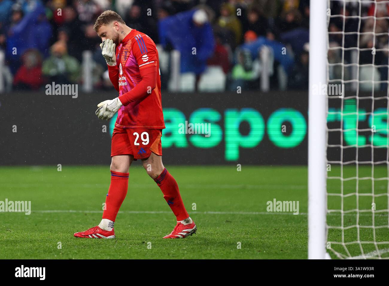 Torino, Italy. 09th Mar, 2025. Michele Di Gregorio of Juventus Fc looks ...