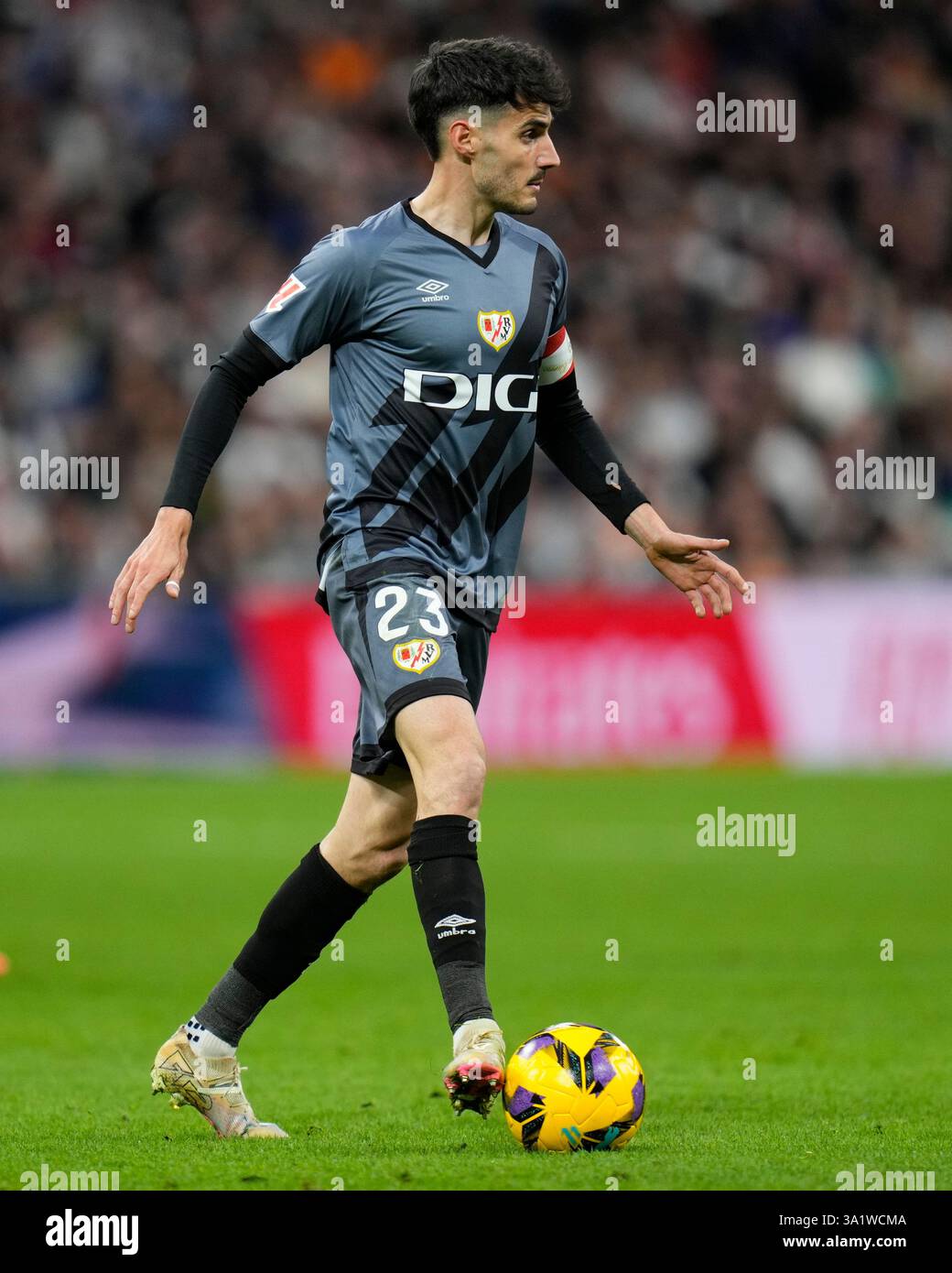 Madrid, Spain. 10th Mar, 2025. Oscar Valentin of Rayo Vallecano during ...