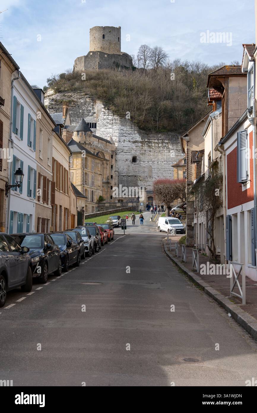 Historic charm meets natural beauty in La Roche-Guyon as visitors ...