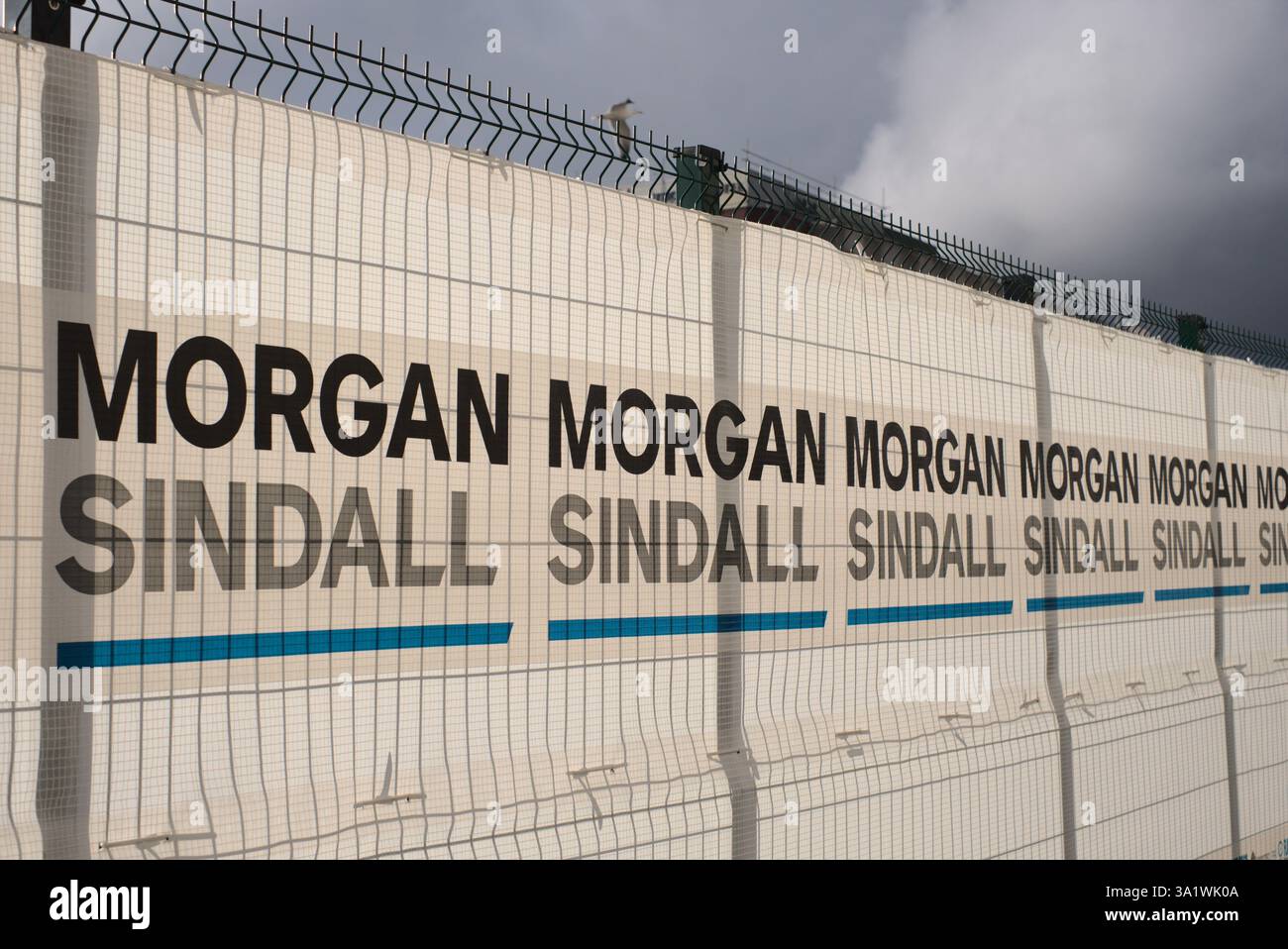 Heras metal mesh fencing installed by Morgan Sindall for security and ...