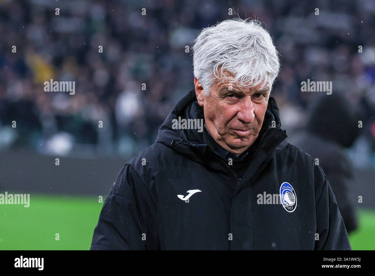 Gian Piero Gasperini Head Coach of Atalanta BC looks on during Serie A ...