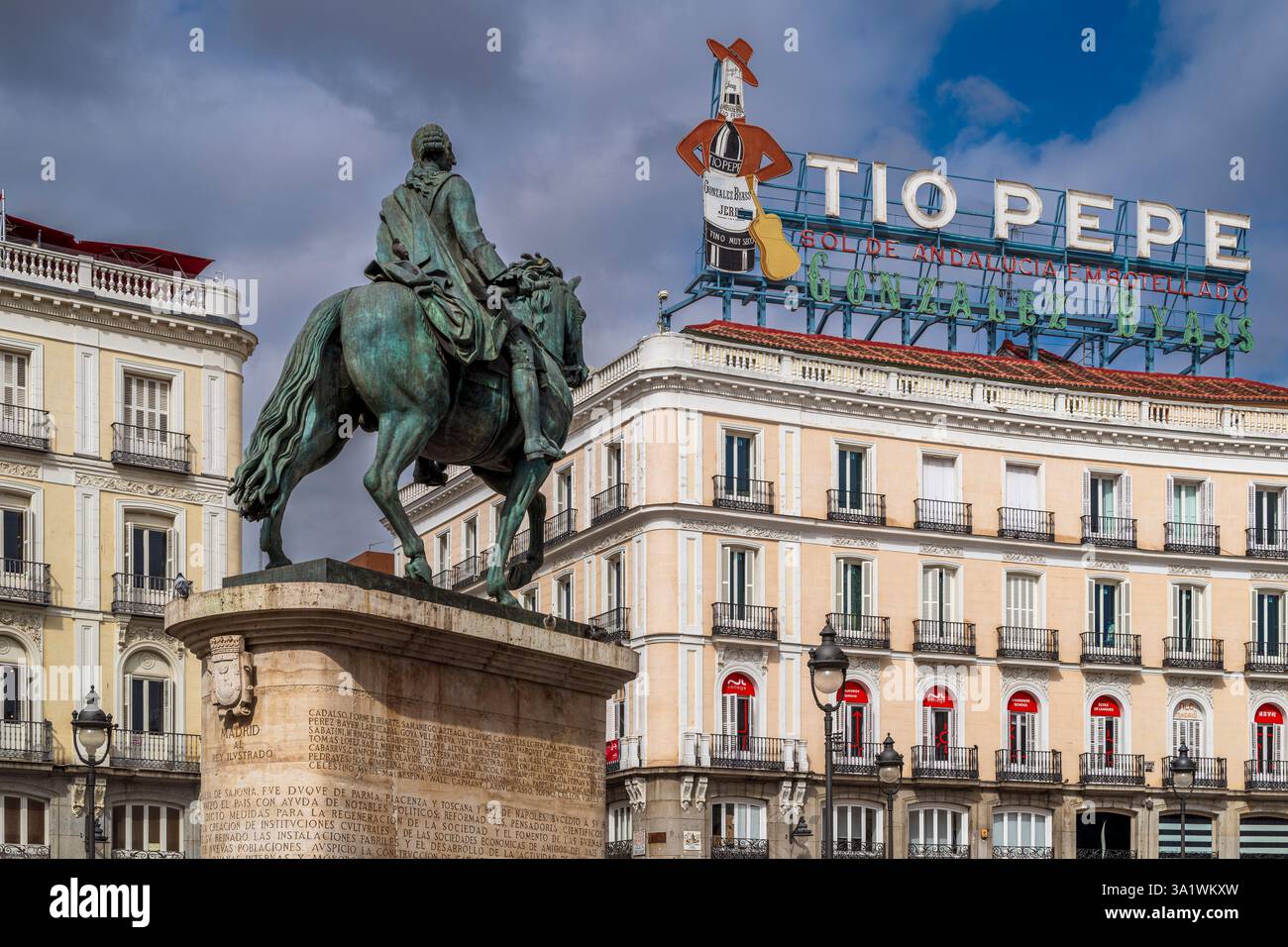 Equestrian statue of King Charles III (Carlos III de España), Puerta ...