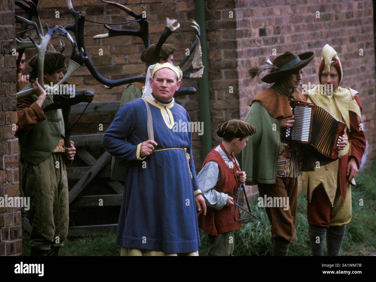 1970s uk man woman hi-res stock photography and images - Alamy