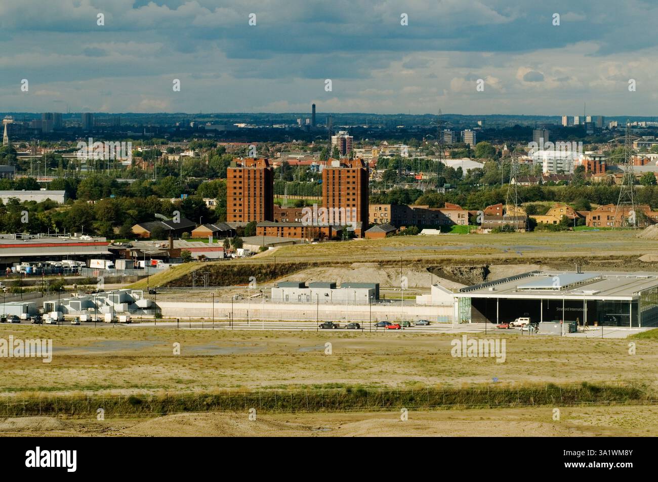 Stratford International Train Station being built. Stratford East ...