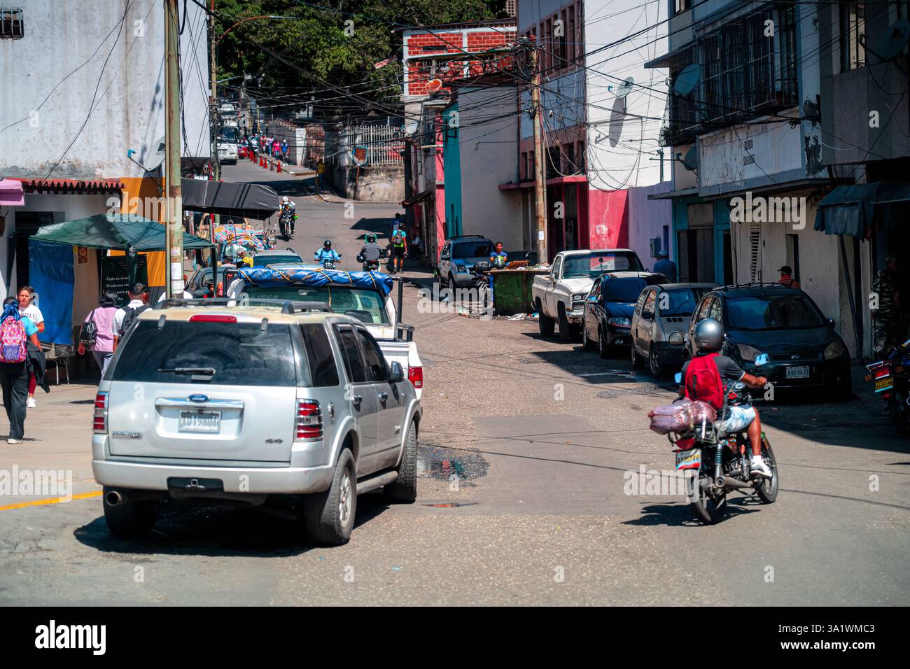 Barrios, slums in Caracas, Venezuela. Life on the streets of poor ...