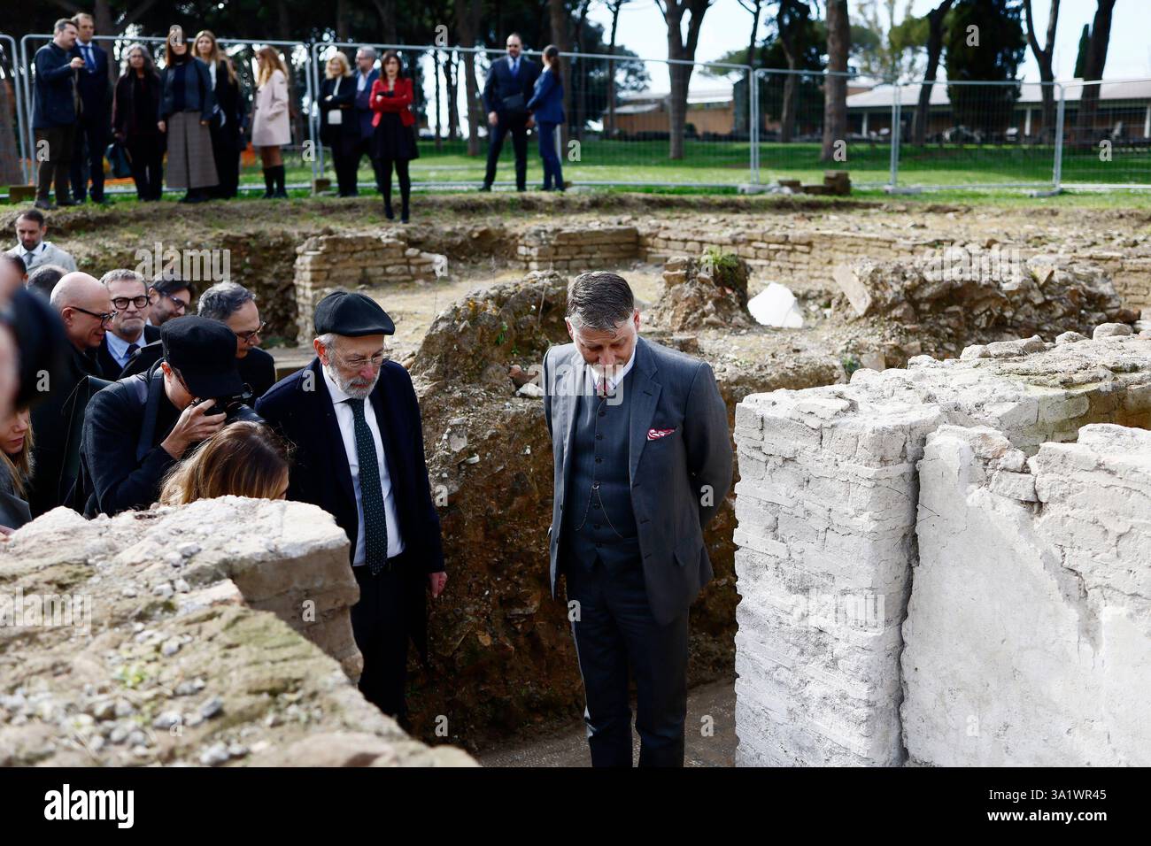 Parco Archeologico di Ostia Antica, Il Ministro della Cultura Alessanro ...