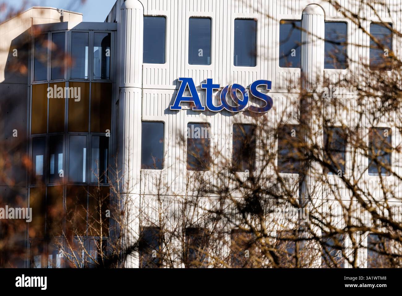 Atos logo hi-res stock photography and images - Alamy