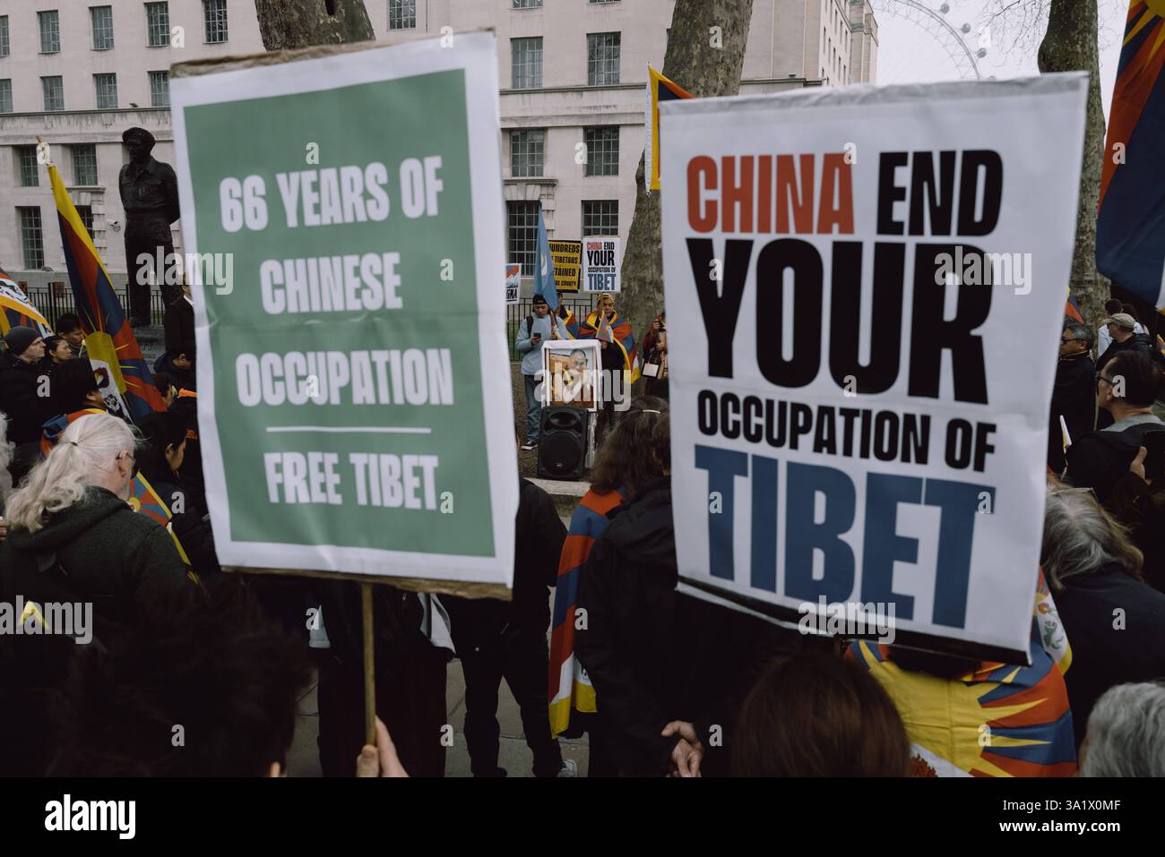 Tibetan independence protest in London Protesters gather outside ...