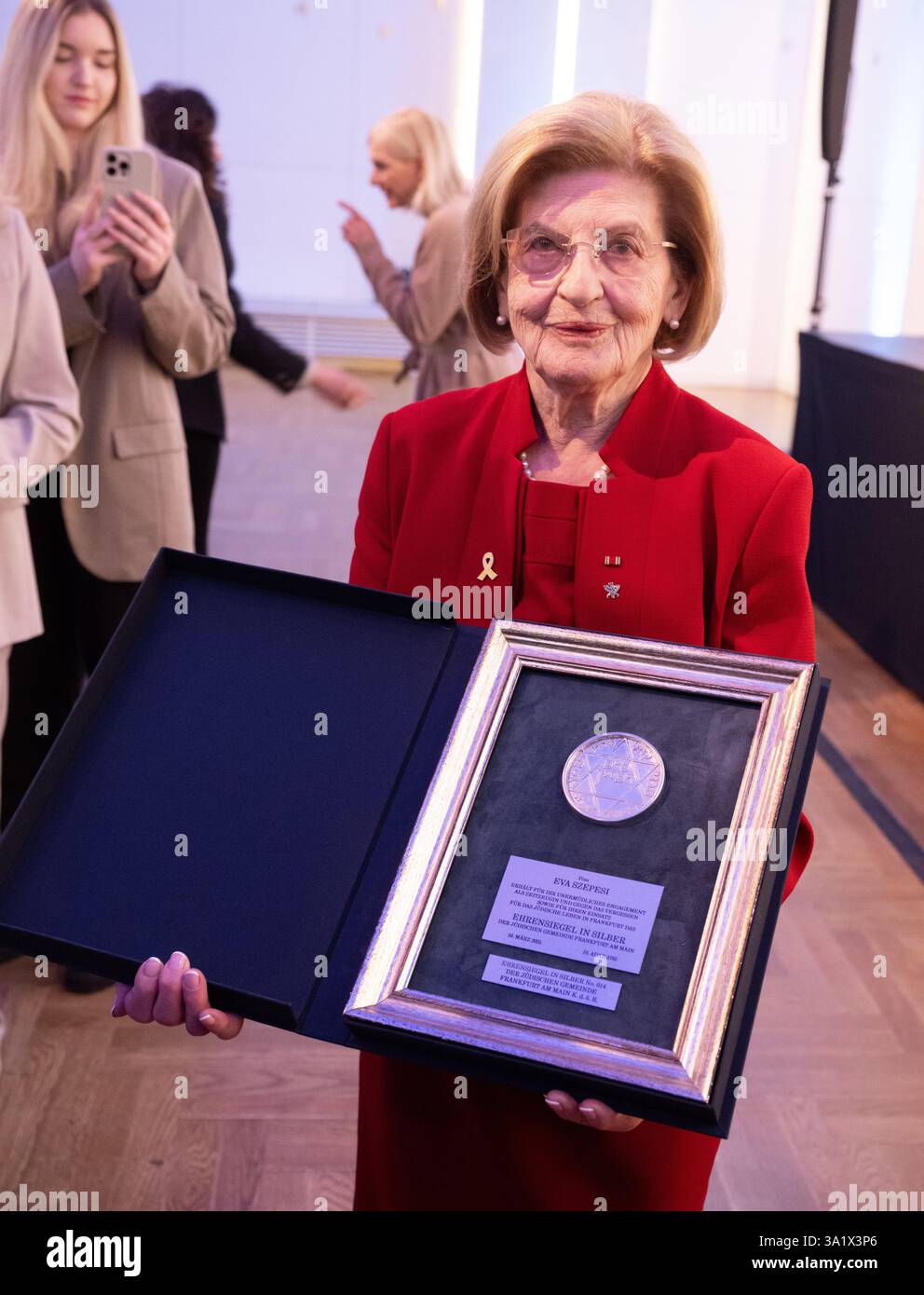 10 March 2025, Hesse, Frankfurt/Main: Holocaust survivor and contemporary witness Eva Szepesi ...