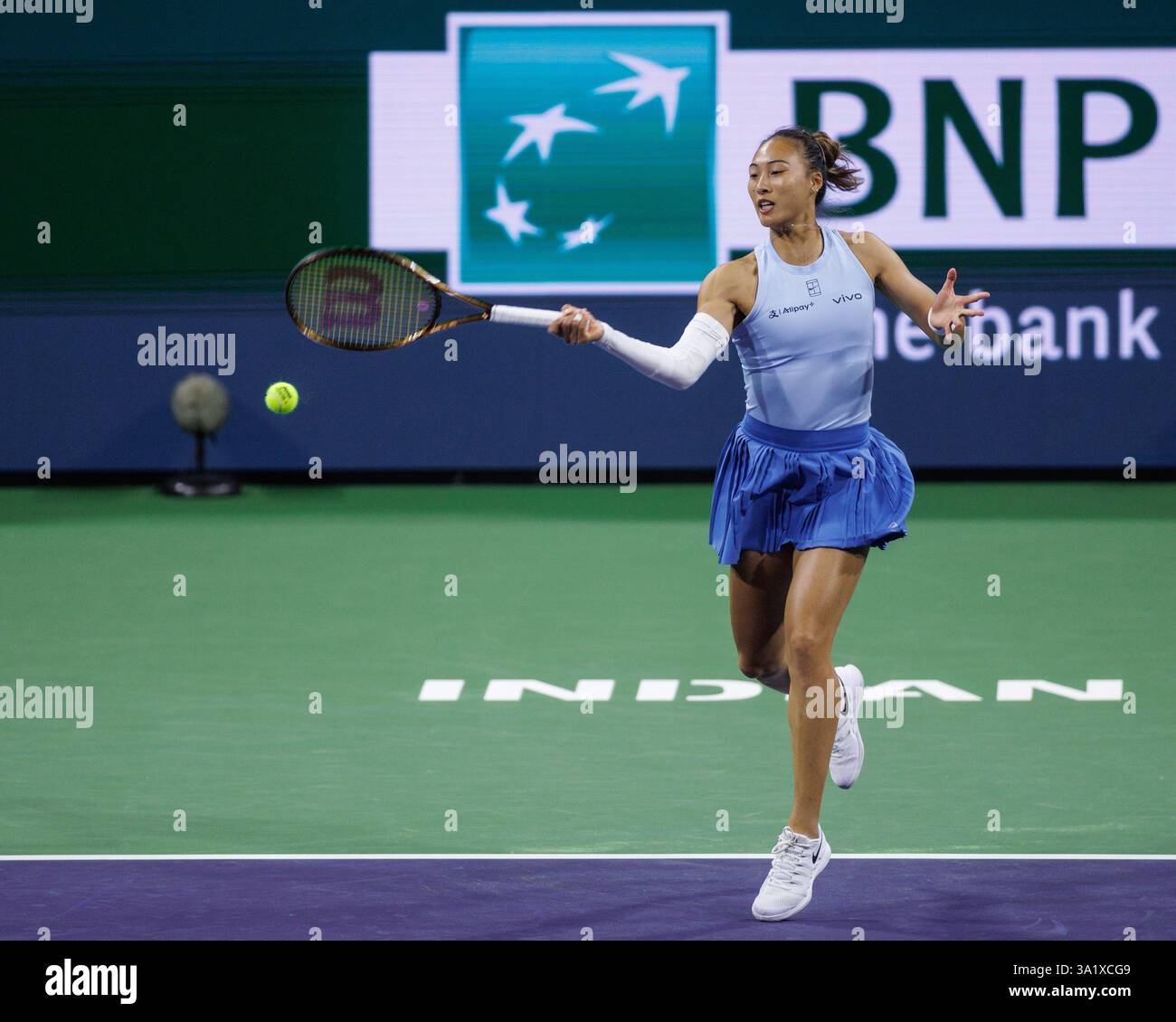 Indian Wells, California, USA. 9th Mar, 2025. Qinwen Zheng (CHN) hits a shot against Lulu Sun ...