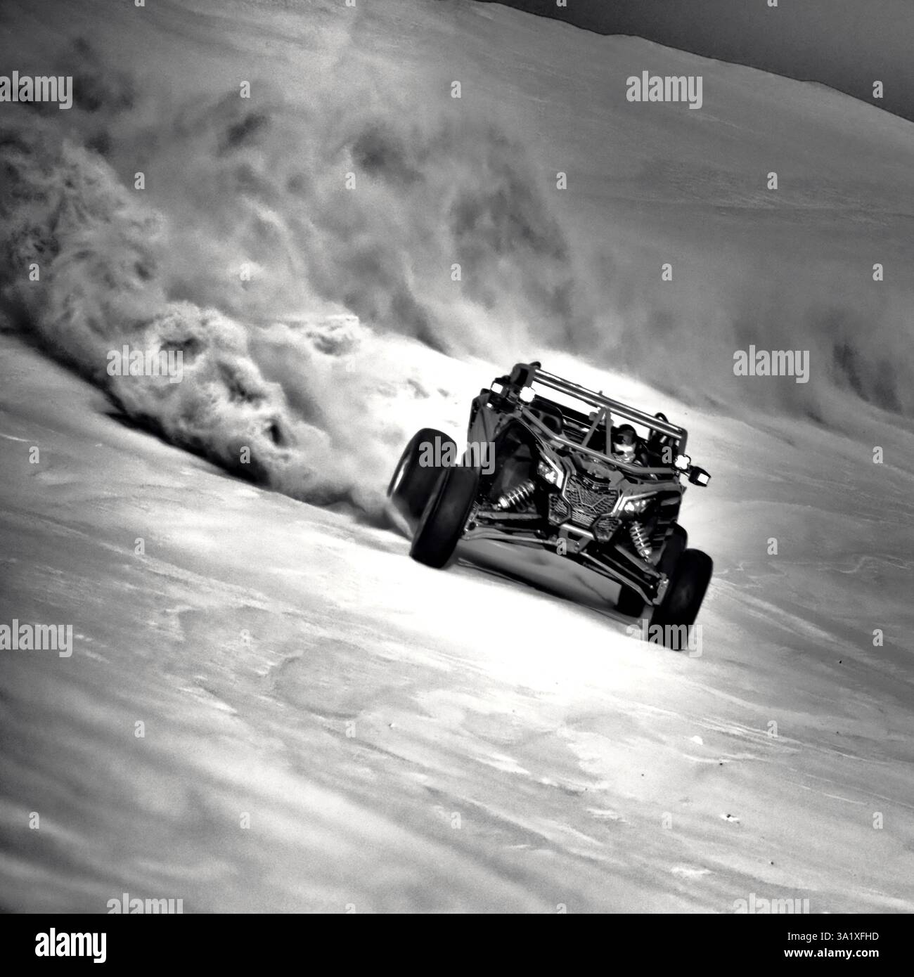 Dunebuggy races in the desert Stock Photo - Alamy