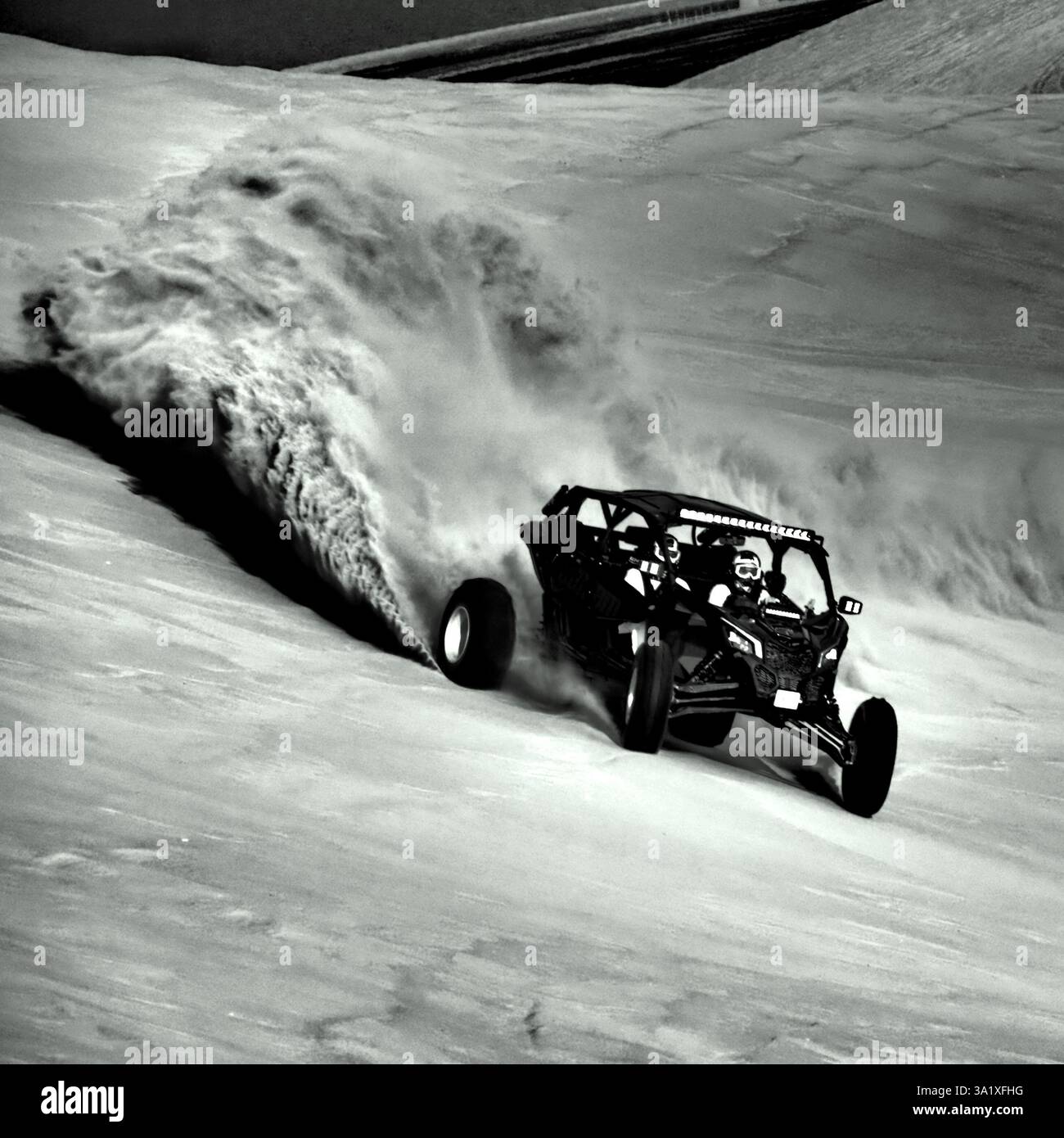 Dunebuggy races in the desert Stock Photo - Alamy