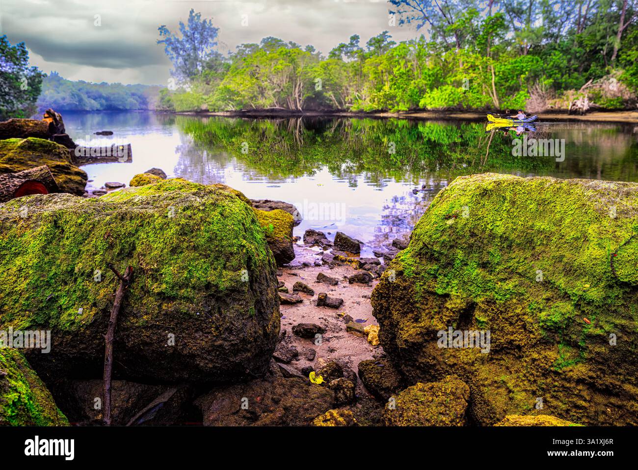 El rio canal hi-res stock photography and images - Alamy