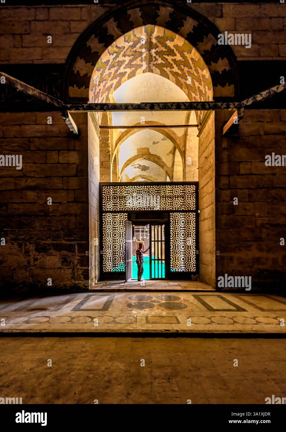 Mashrabiya screen at the entrance of the southern mausoleum in the ...