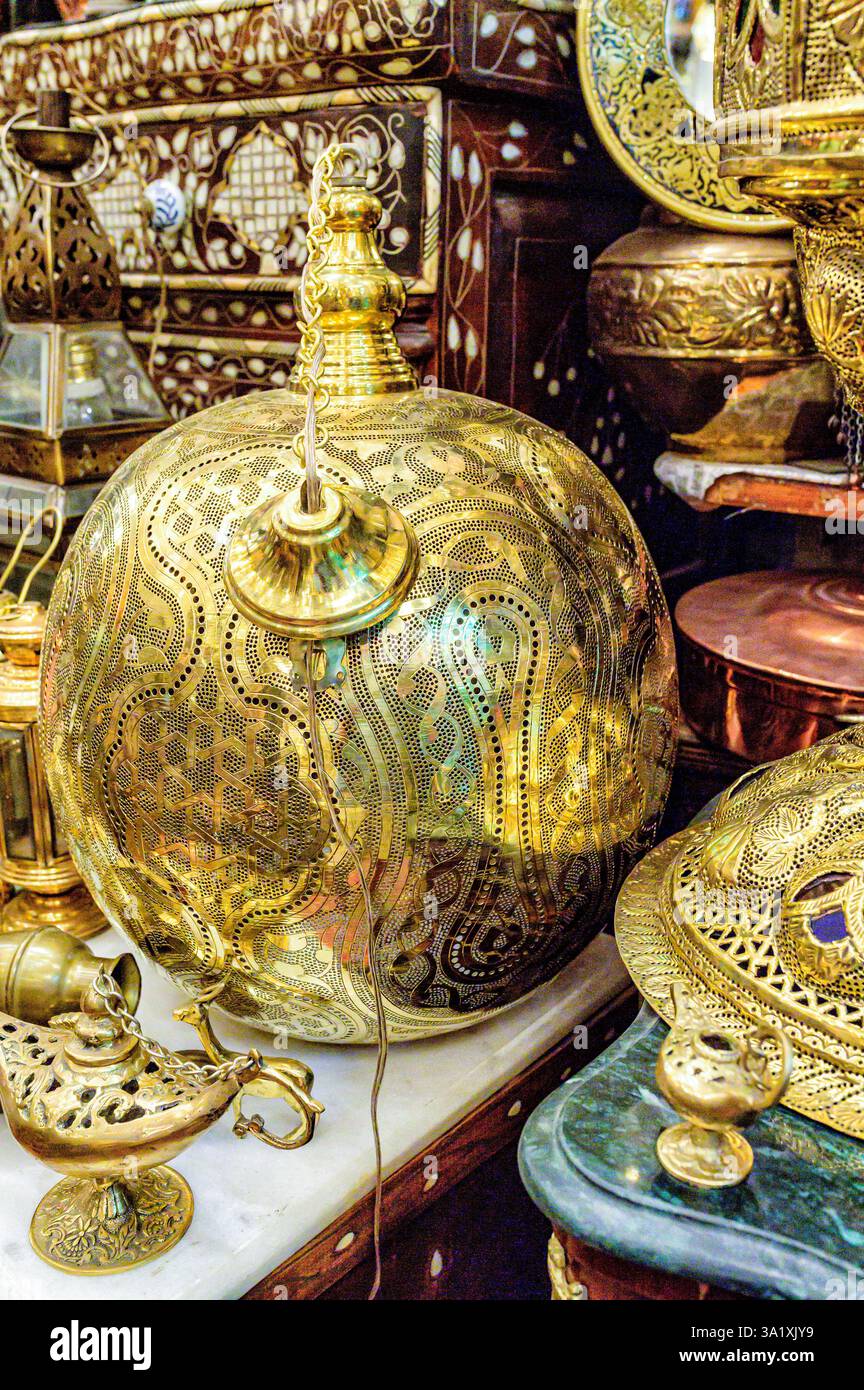 Handmade brass lamps on sale in the Khan El Khalili Market in Cairo, Egypt Stock Photo - Alamy