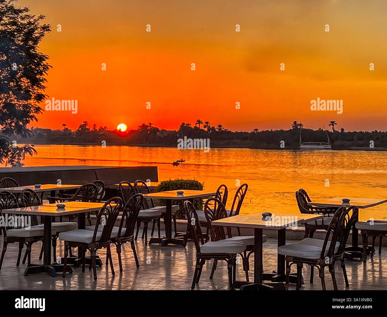 Nile Sunset from the Jolie Ville Luxor Hotel on Kings Island in Luxor ...