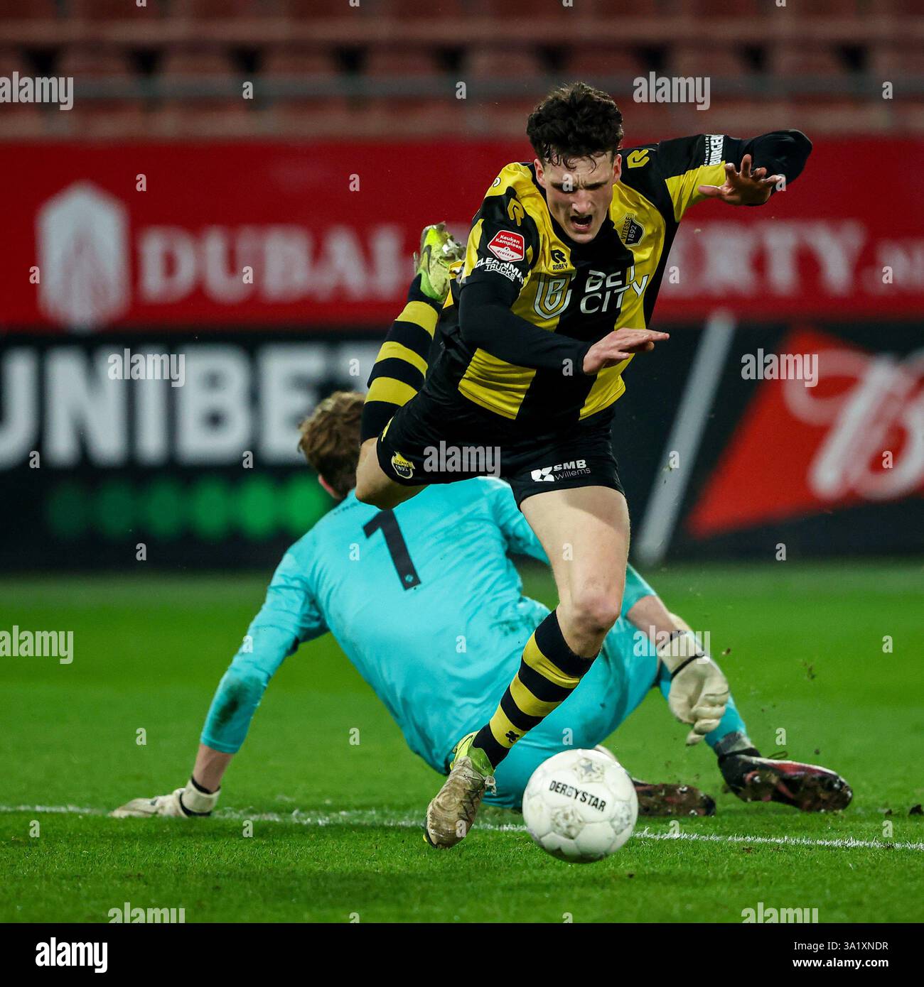 Utrecht, Netherlands. 10th Mar, 2025. UTRECHT, 10-03-2025, Galgenwaard ...