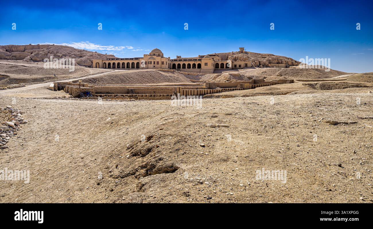 Old Metropolitan dig-House south of the Temple of Hatshepsut on the ...