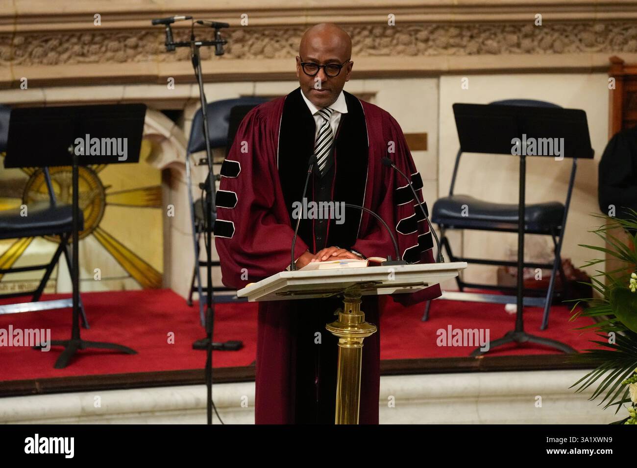 Senior Pastor of The Abyssinian Baptist Church, Reverend Dr. Kevin R ...