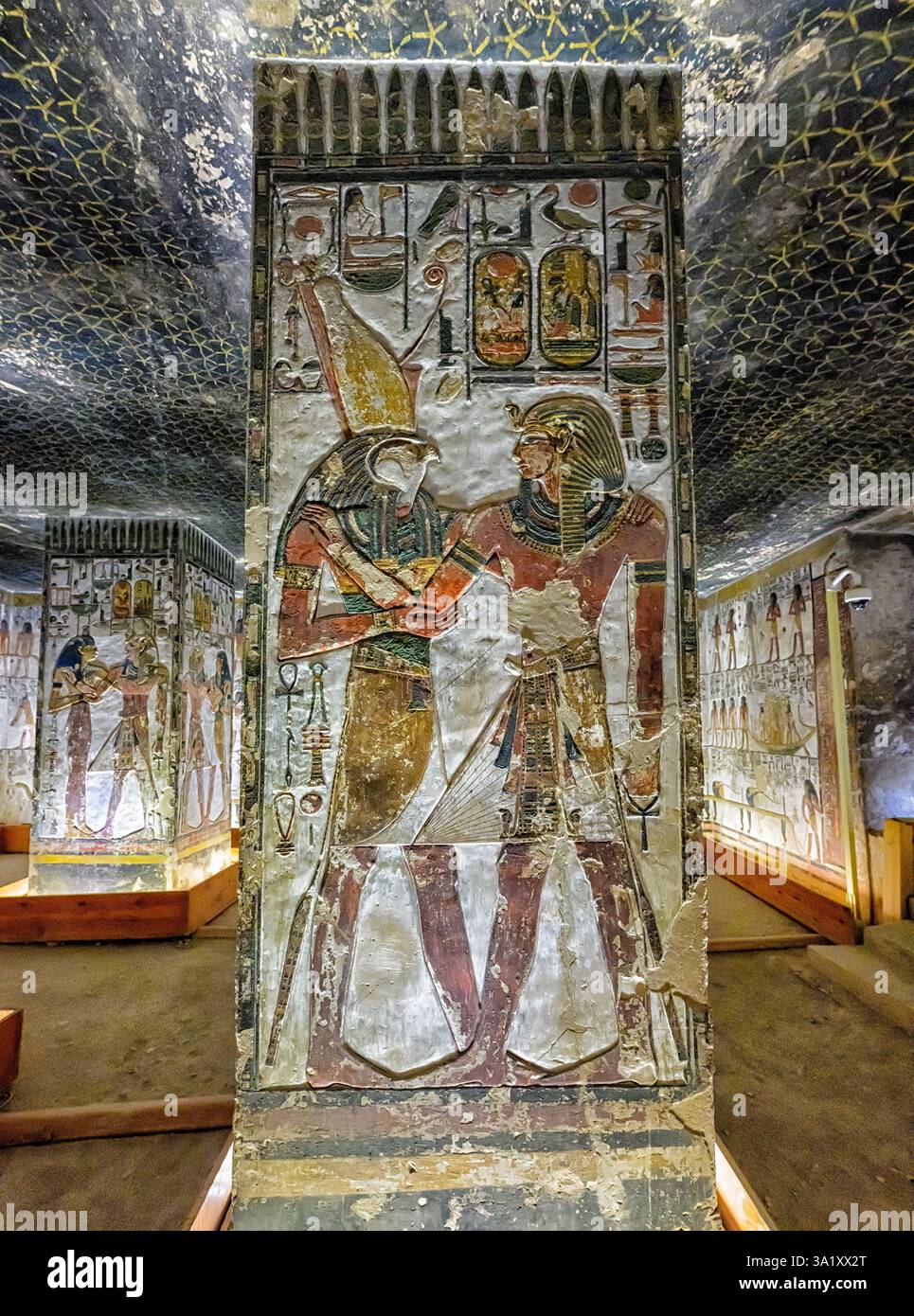 Deceased King with Horus-Son-of-Isis.in the Pillared chamber F of KV17 ...