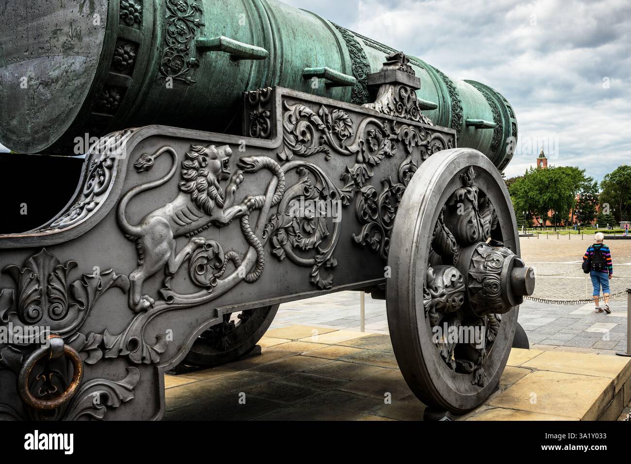 Czar cannon hi-res stock photography and images - Alamy
