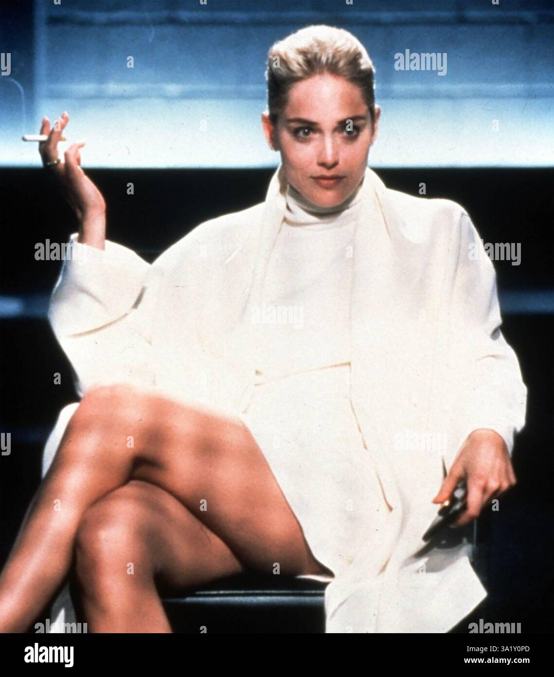 Basic instinct sharon stone hi-res stock photography and images - Alamy