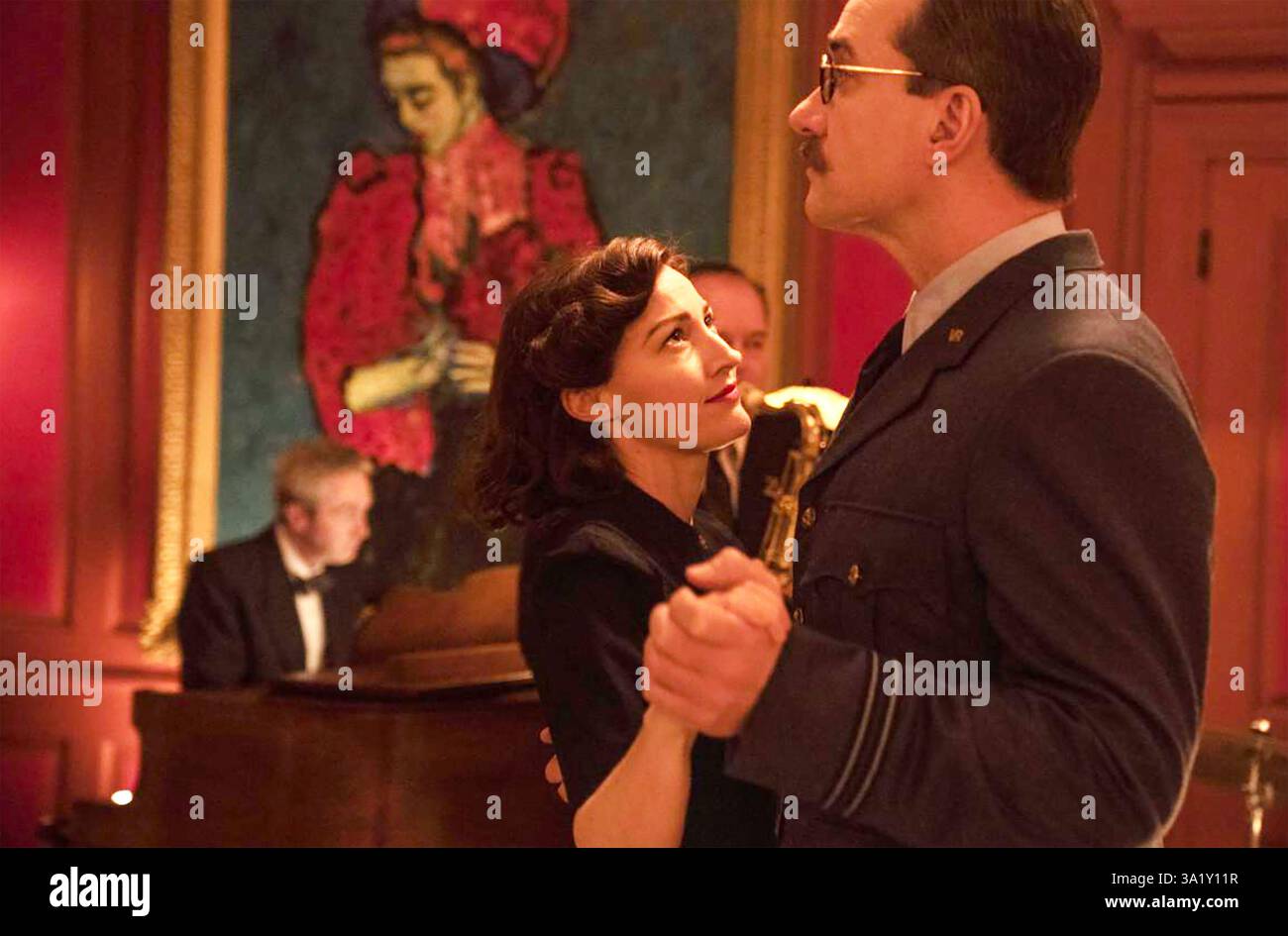 Mathew macfadyen hi-res stock photography and images - Alamy