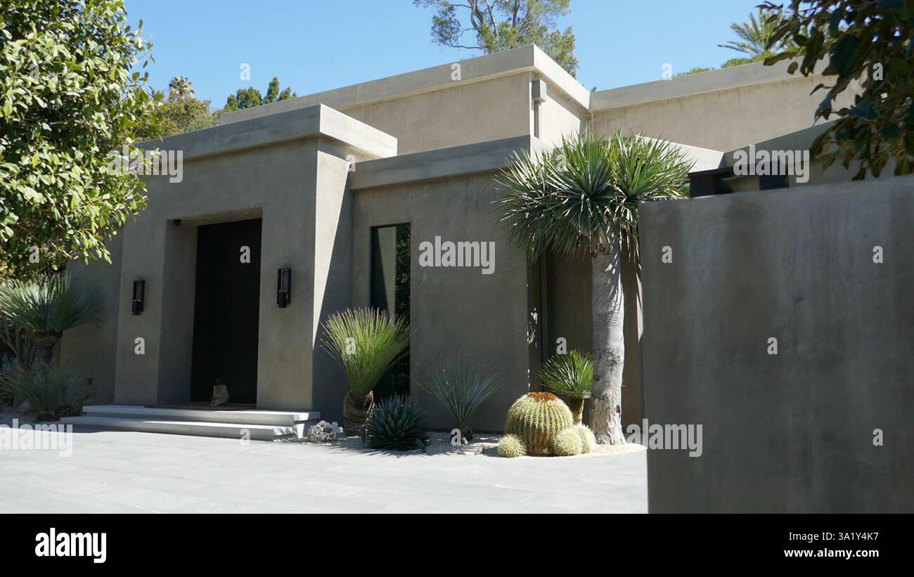 Beverly Hills, California, USA 9th March 2025 Gossip Columnist Rona ...