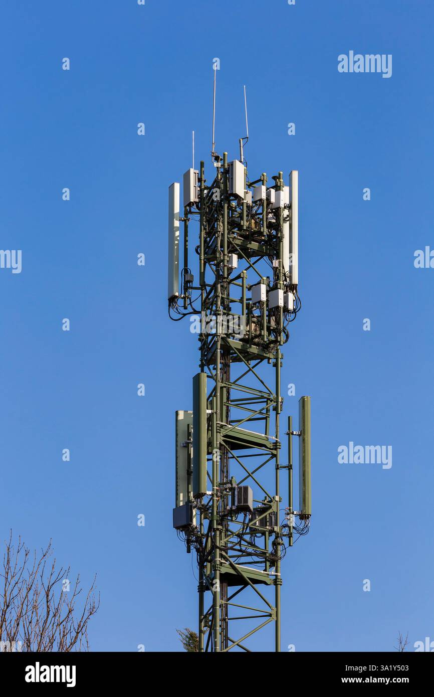 Telecommunication Tower Of 4g And 5g Cellular Macro Base Station Mobile Phone Tower